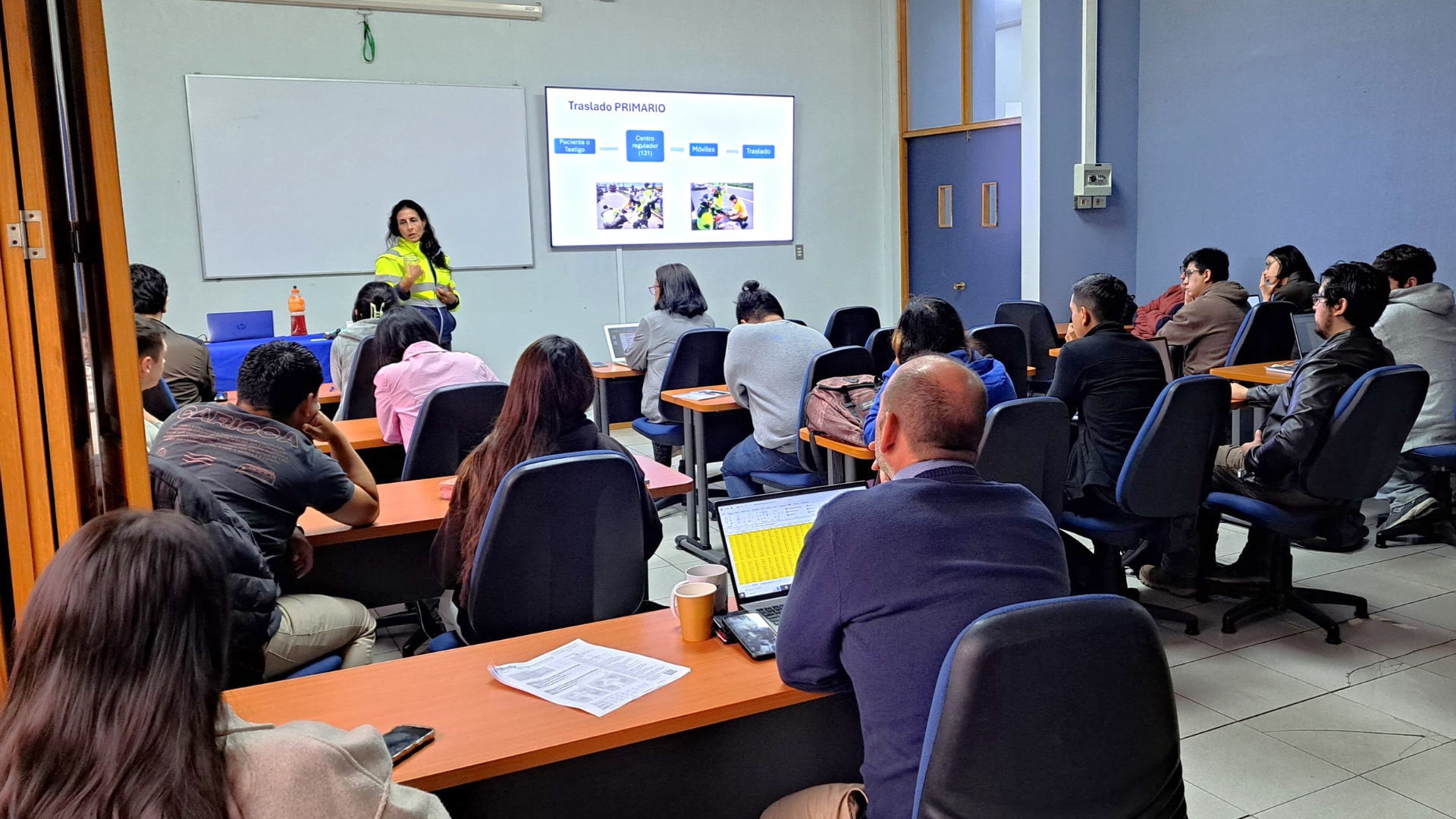 Profesora de Ergonomía UdeC lidera proyecto de vinculación con el SAMU ...